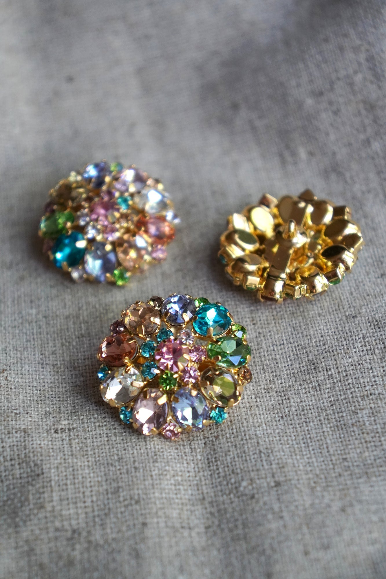 Carnival Button – fabelknitwear